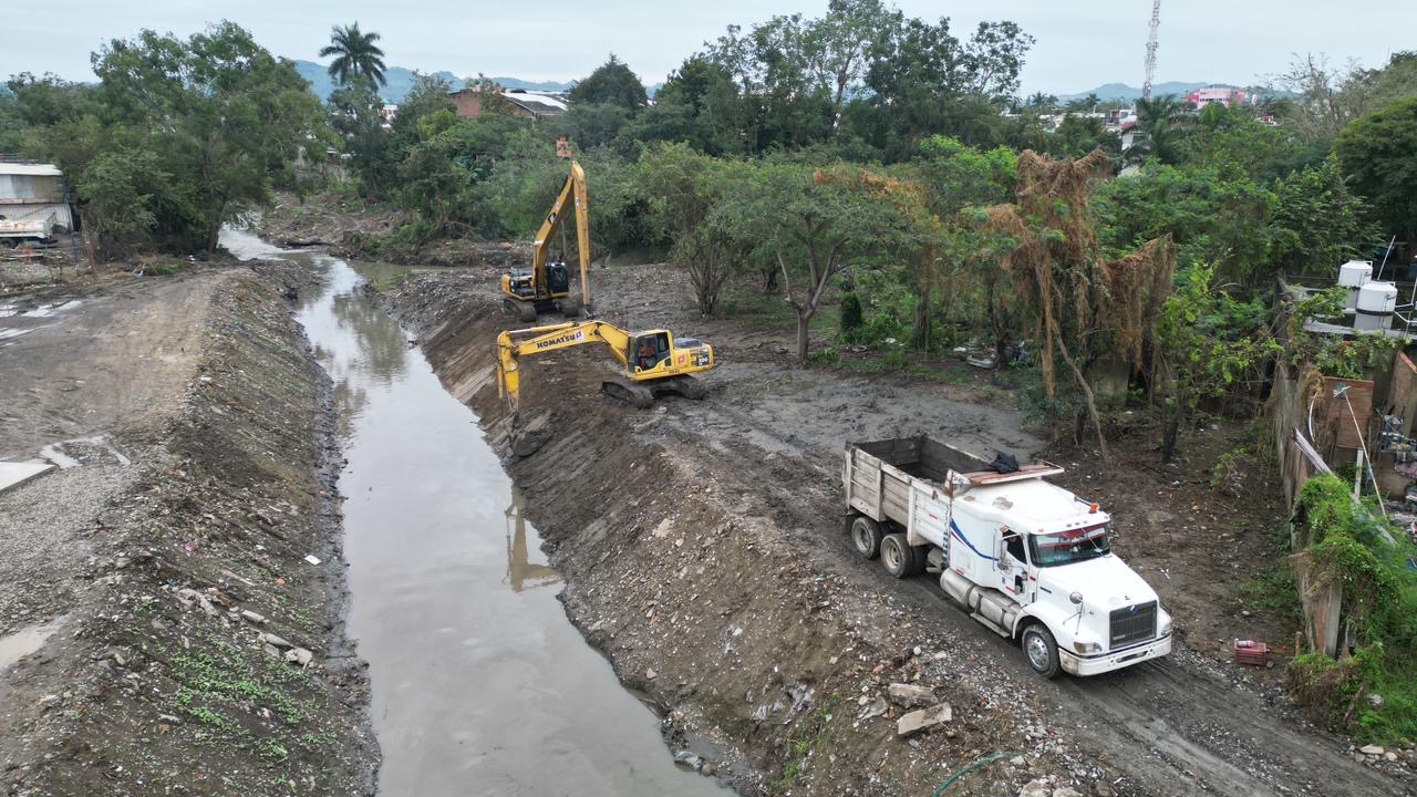 Rocío Nahle supervisa obras de desazolve en Poza Rica - Noticias de Hoy